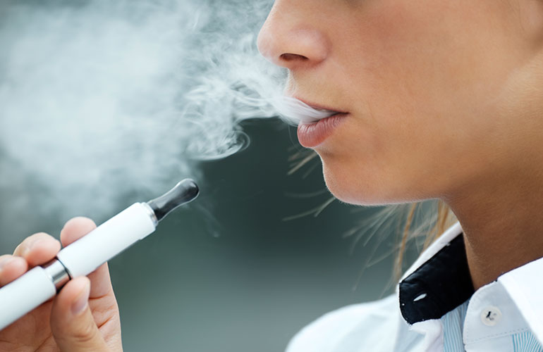 8 urgent reasons to stop vaping right now | Reader's Digest Asia