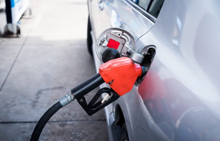 17 easy ways to save money on petrol | Reader's Digest Asia