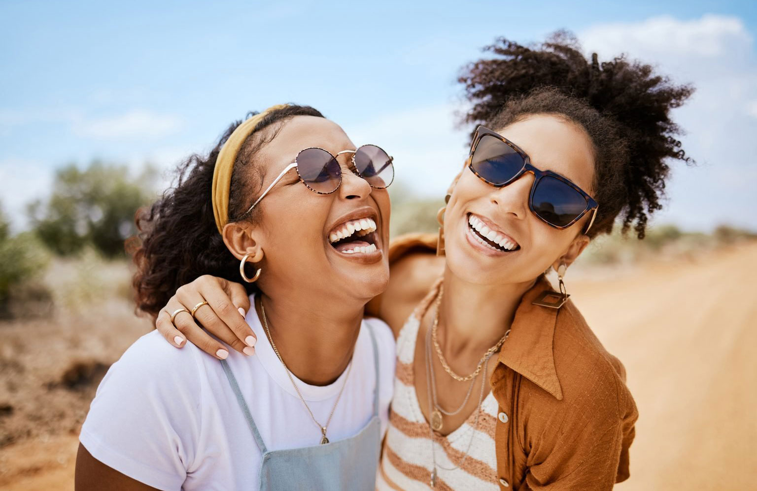 Why do we laugh? The science behind laughing, according to experts ...